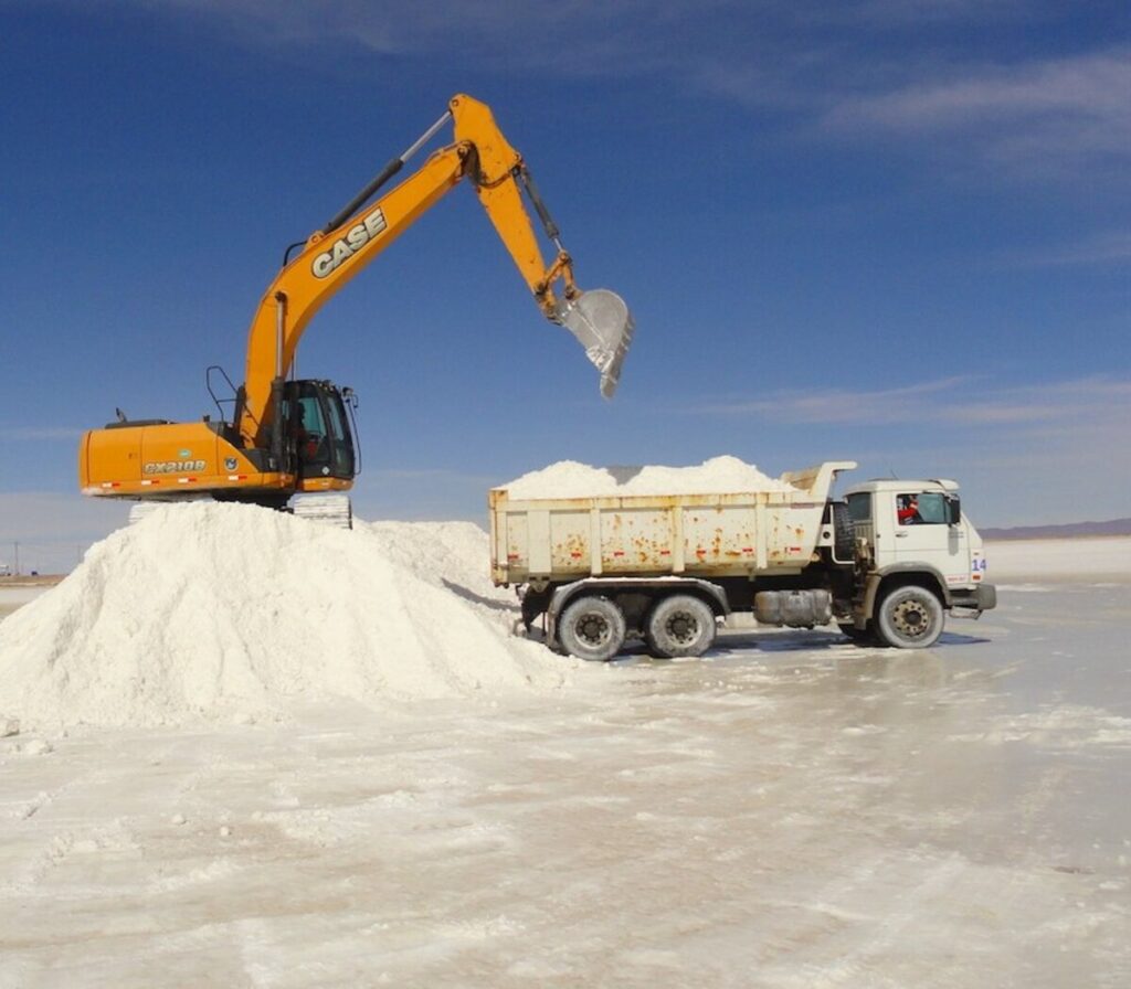 EL Litio y su relación con las personas y la naturaleza | Diócesis de ...
